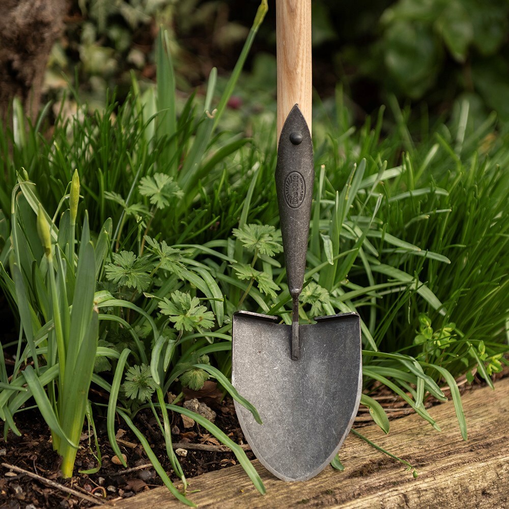Shovel tool store